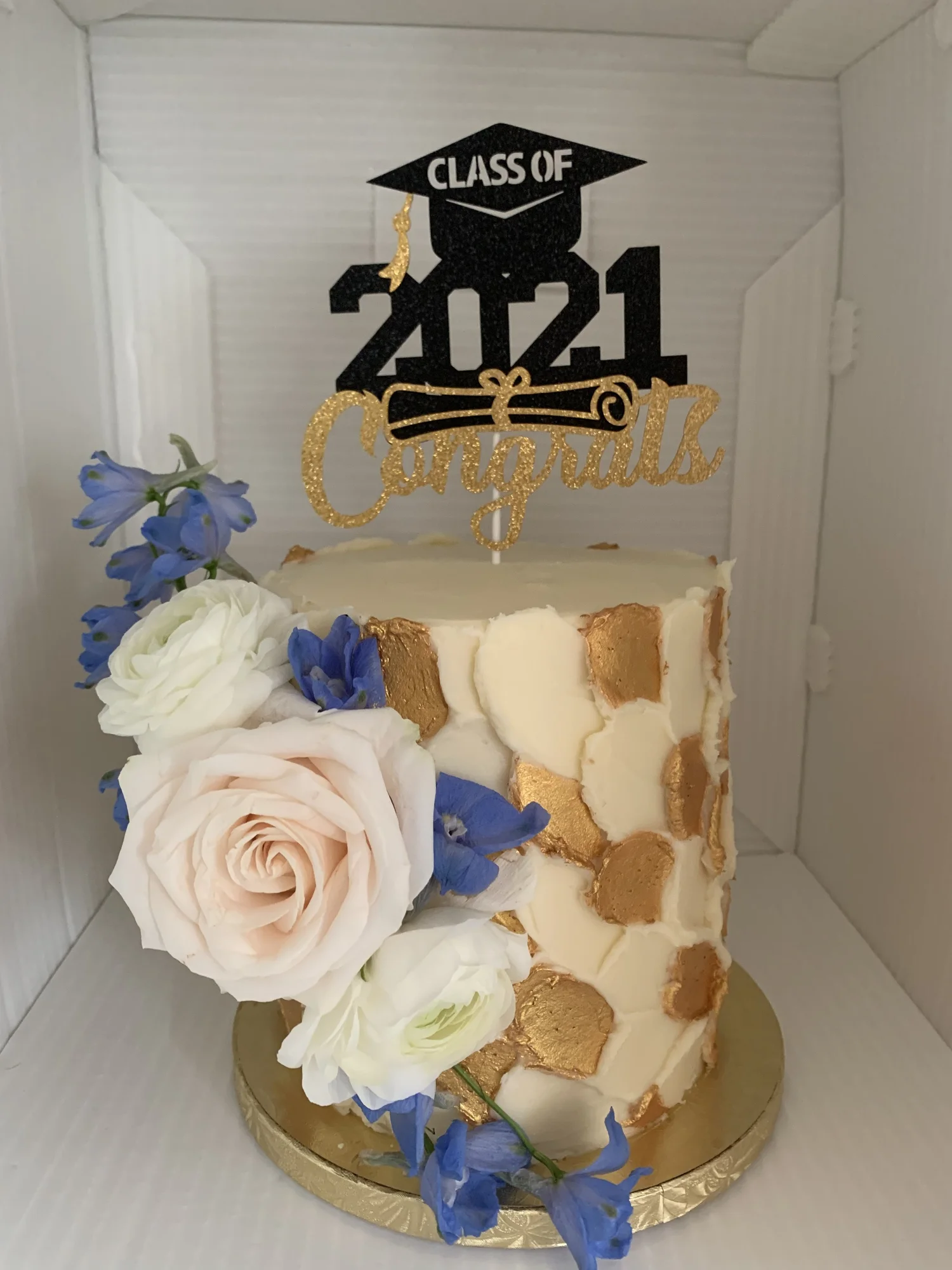 About — Mandy Cakes Shoppe