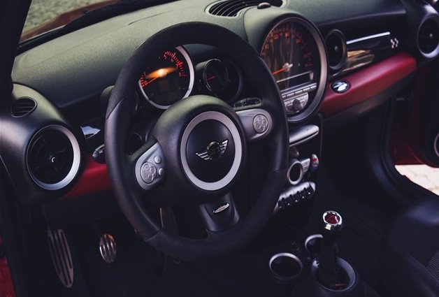 How to reset the service lights on a Mini Cooper