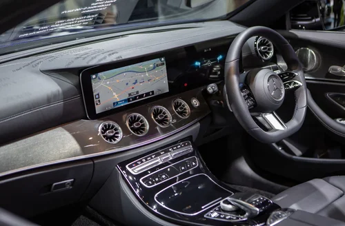 How to Install a Mercedes-Benz Navigation SD Card | Guide