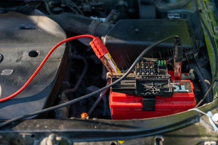 How Many Volts is a Car Battery When Fully Charged? Explained