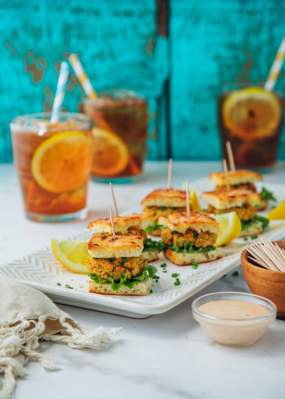 CRAB CAKE SLIDERS — Bon Vivants Creative