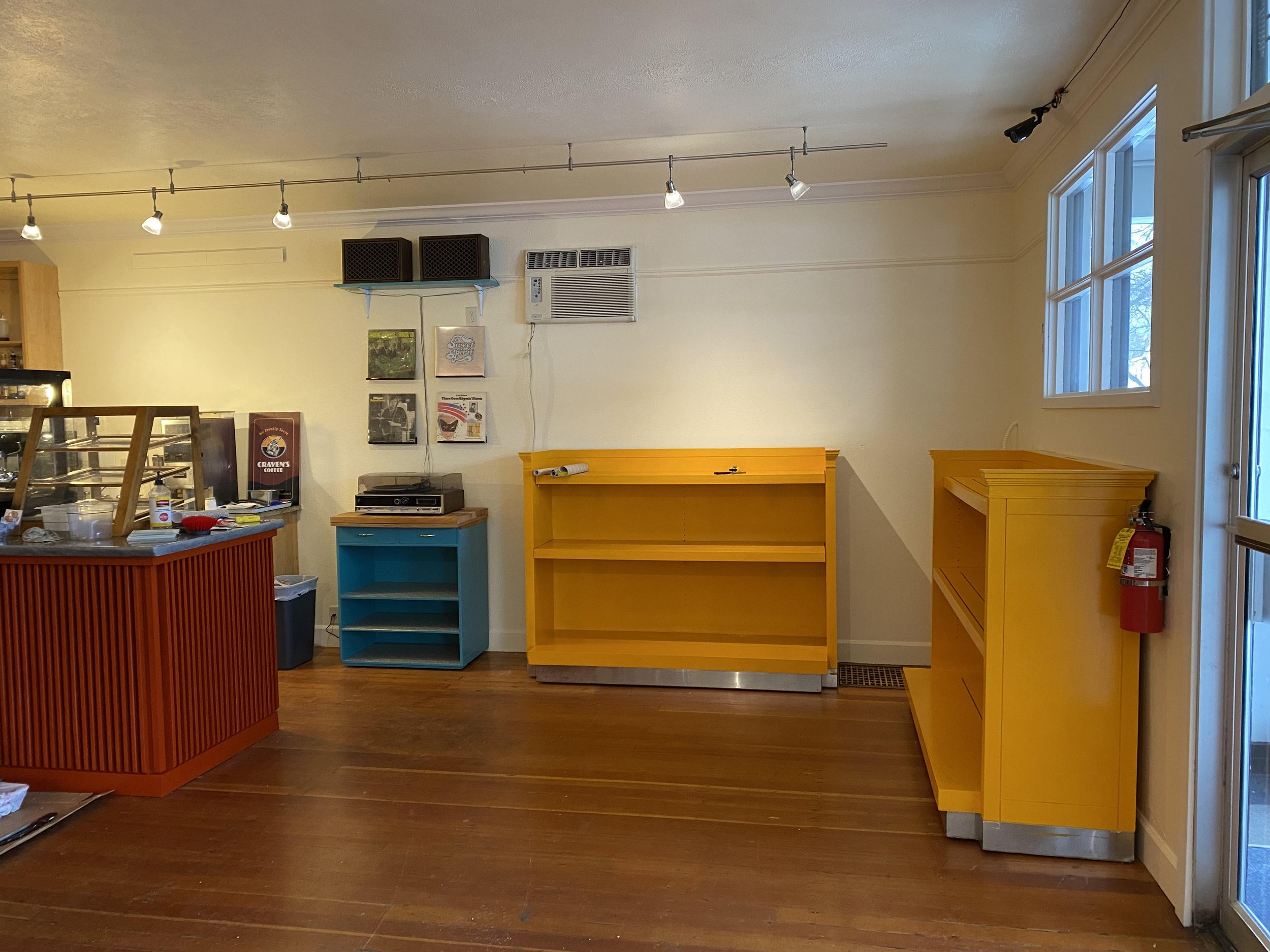 Tandem Bakery & Cafe — Tandem Doughnuts and Bakery