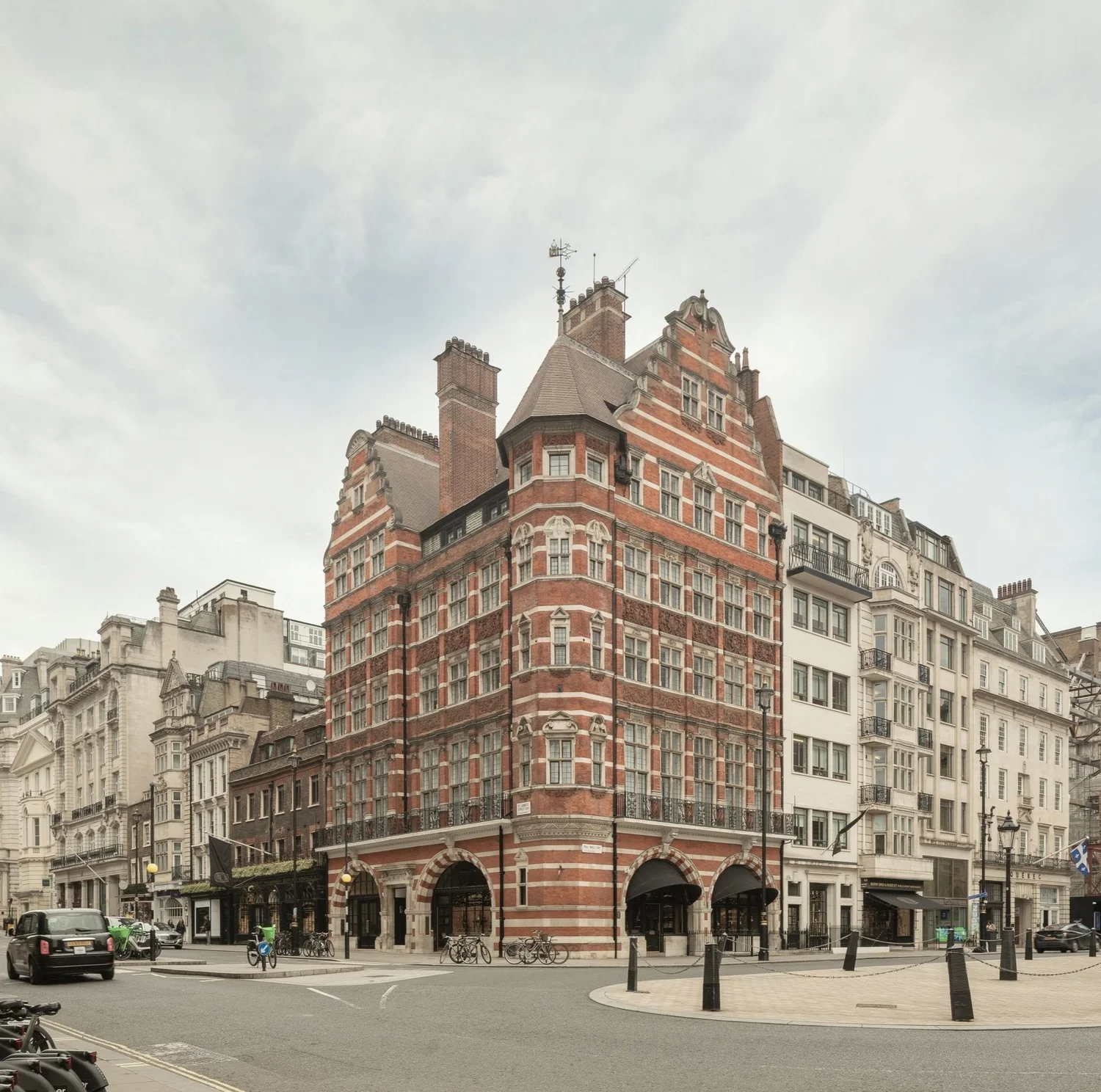 Mowat & Company — 1a St James's Street