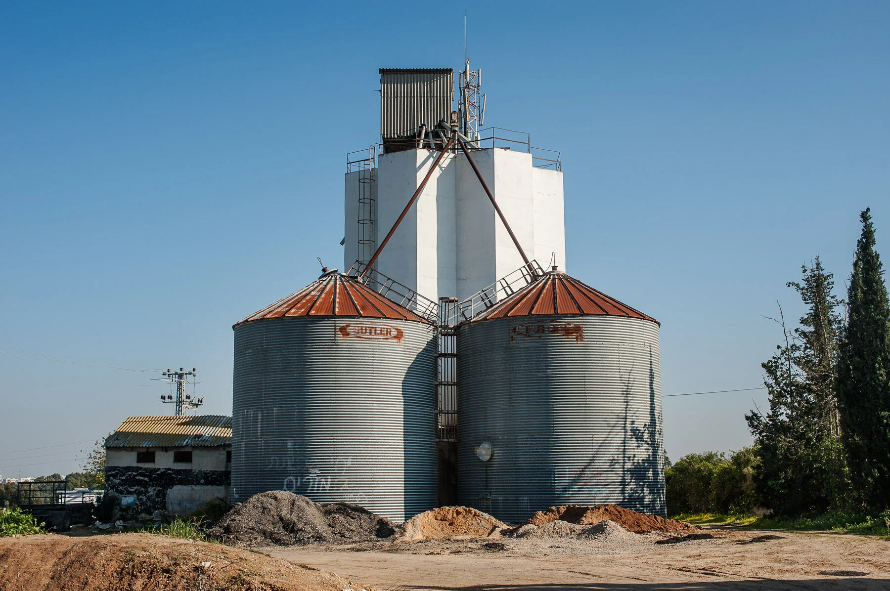 Israeli Silos — Tzachi Ostrovsky: Architectural Photographer | סילו ...