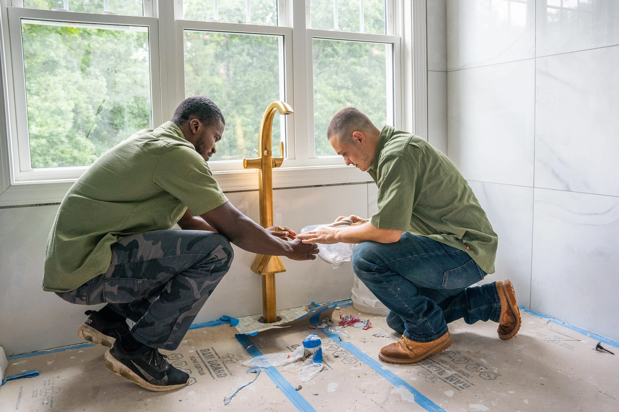 Commonwealth Contractors | Home Construction and Renovation