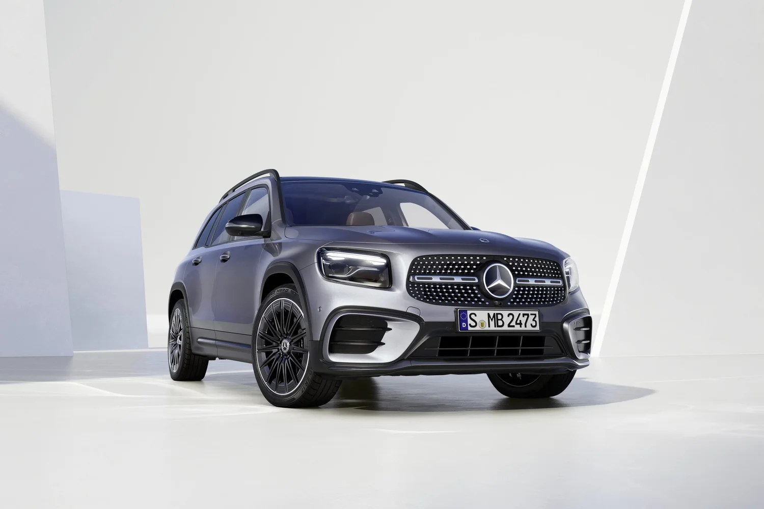Nowy Mercedes-Benz GLB: przestronny kompaktowy SUV z atrakcyjnym ...