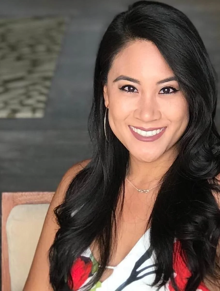 About Jenny - Influencer Manager | JDSprojects