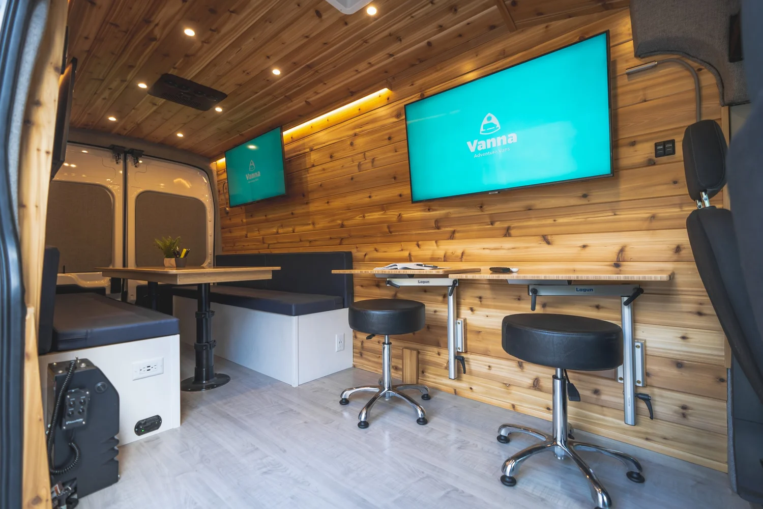 Vanna Adventure Vans