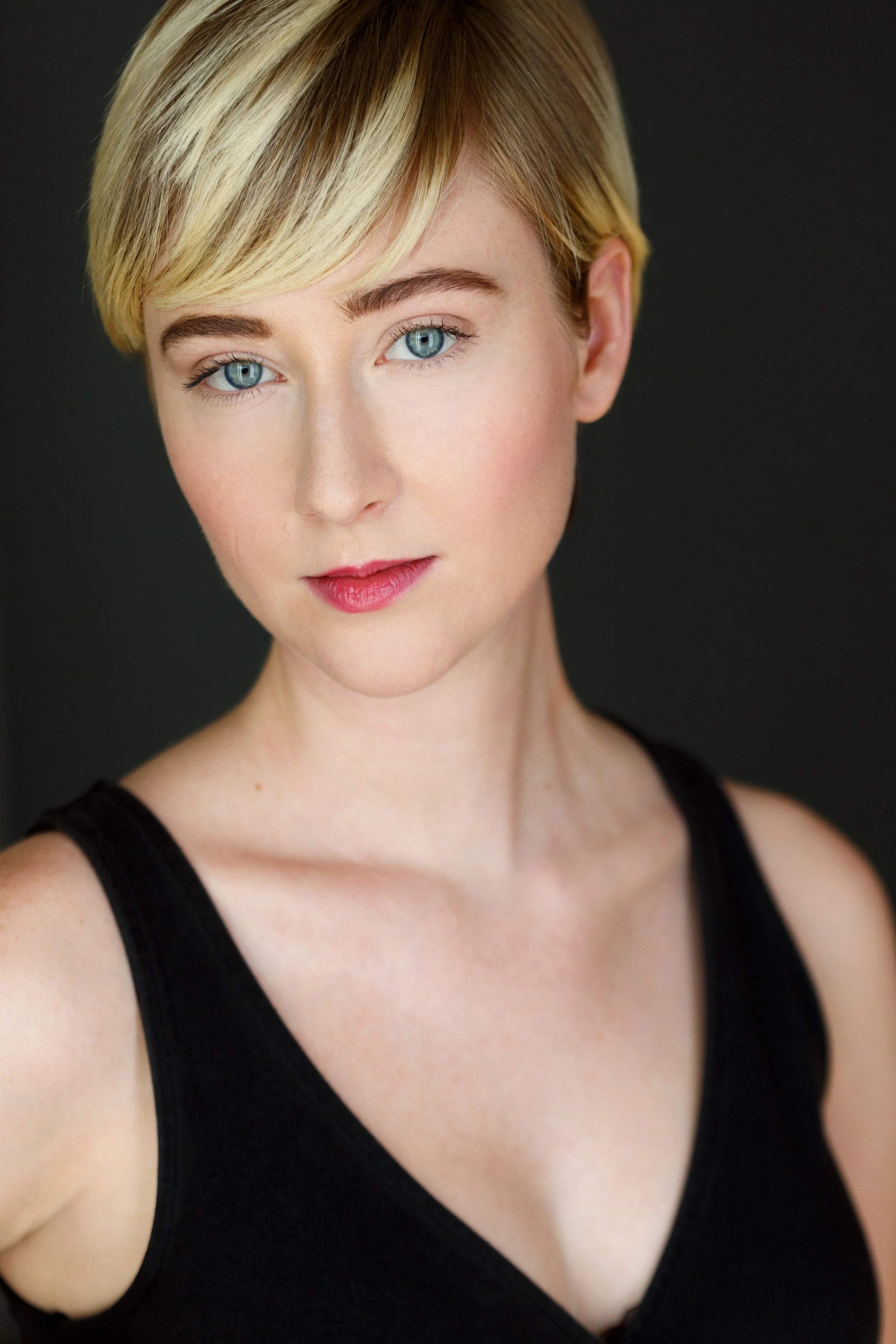 Headshots + Resume — Mari Blake