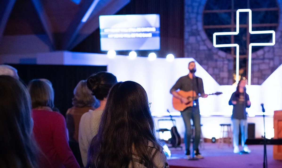 Sunday Gathering — PINECREST CHURCH