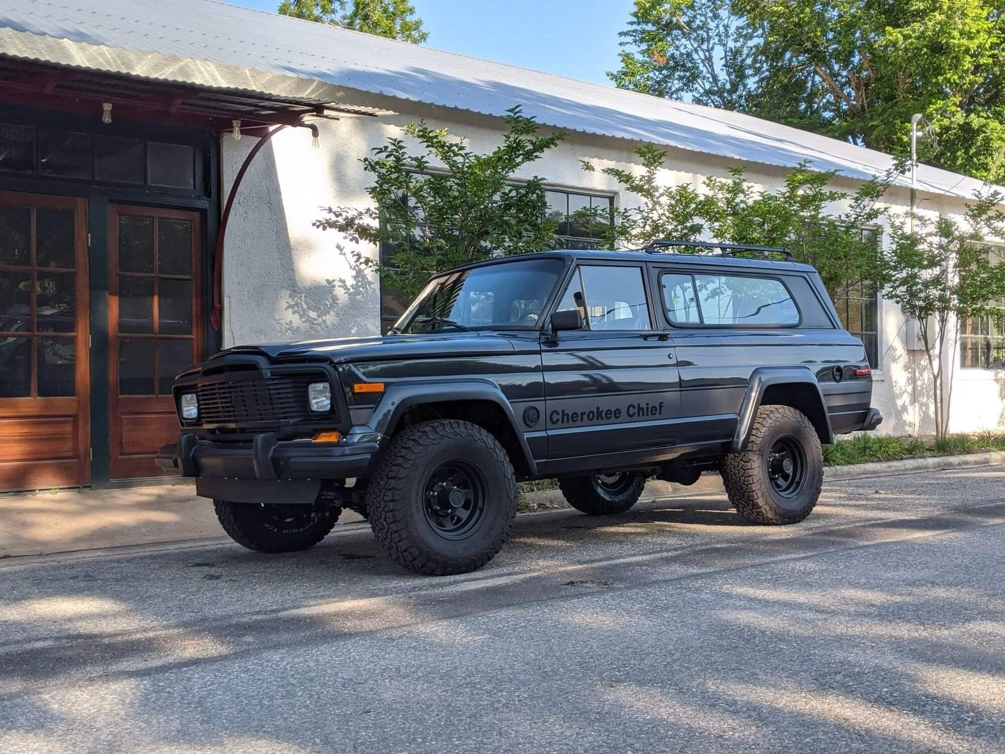 Jeep Cherokee Chief 1980 — Classic Full Size Jeep Inventory — Vigilante4x4