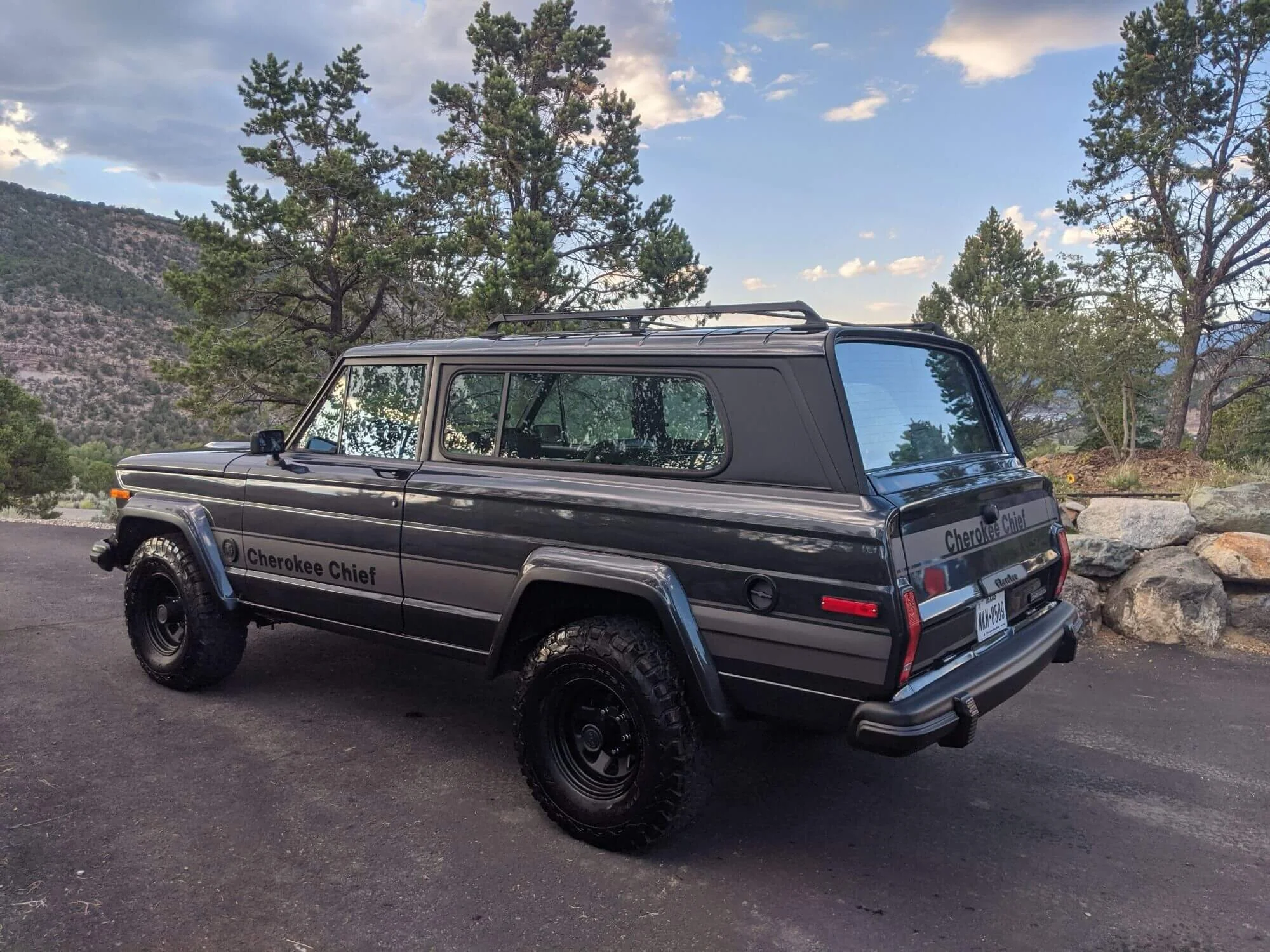 Jeep Cherokee Chief 1980 — Classic Full Size Jeep Inventory — Vigilante4x4