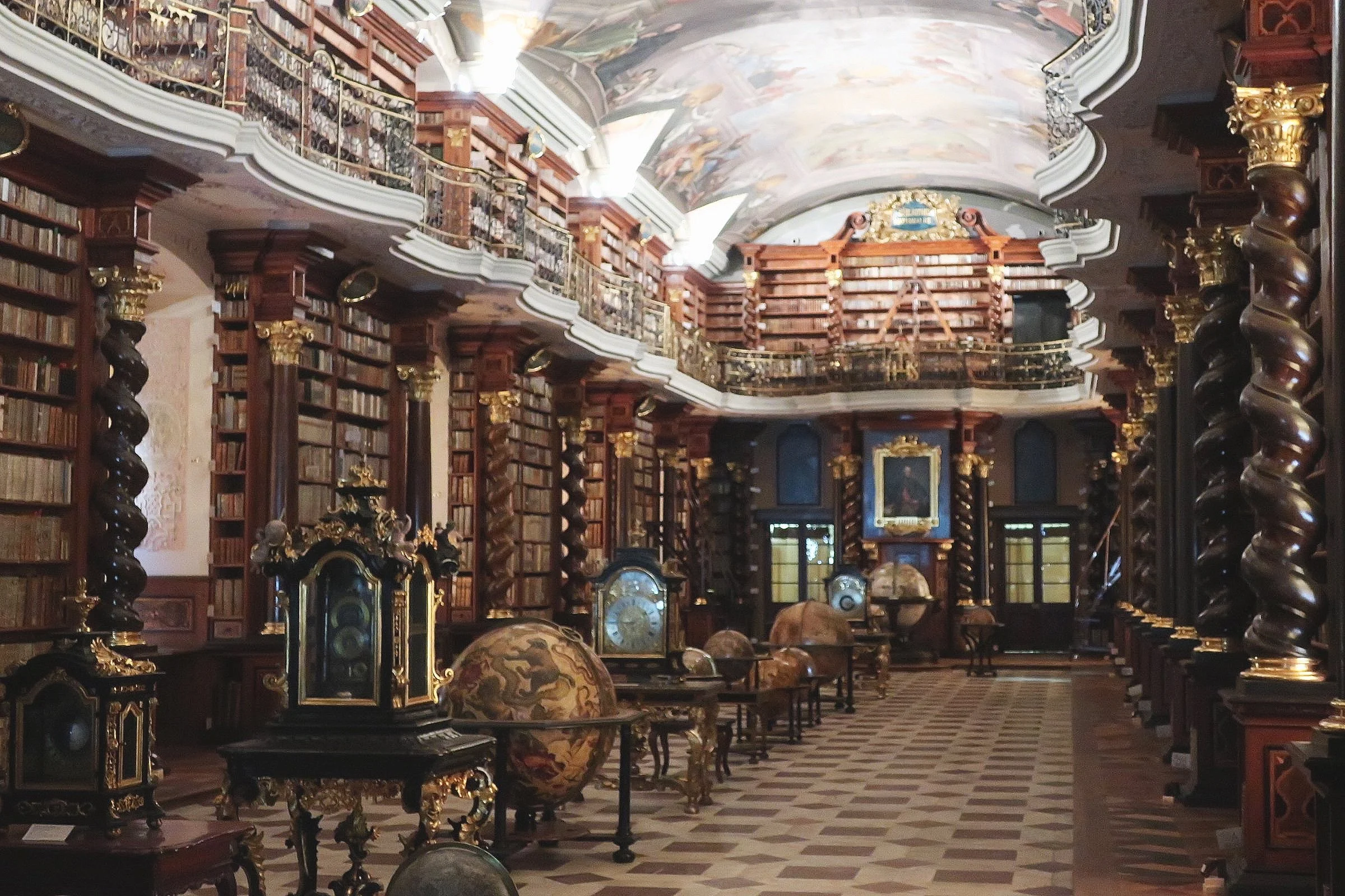 Exploring Prague’s libraries — Maja Miłkowska-Shibata