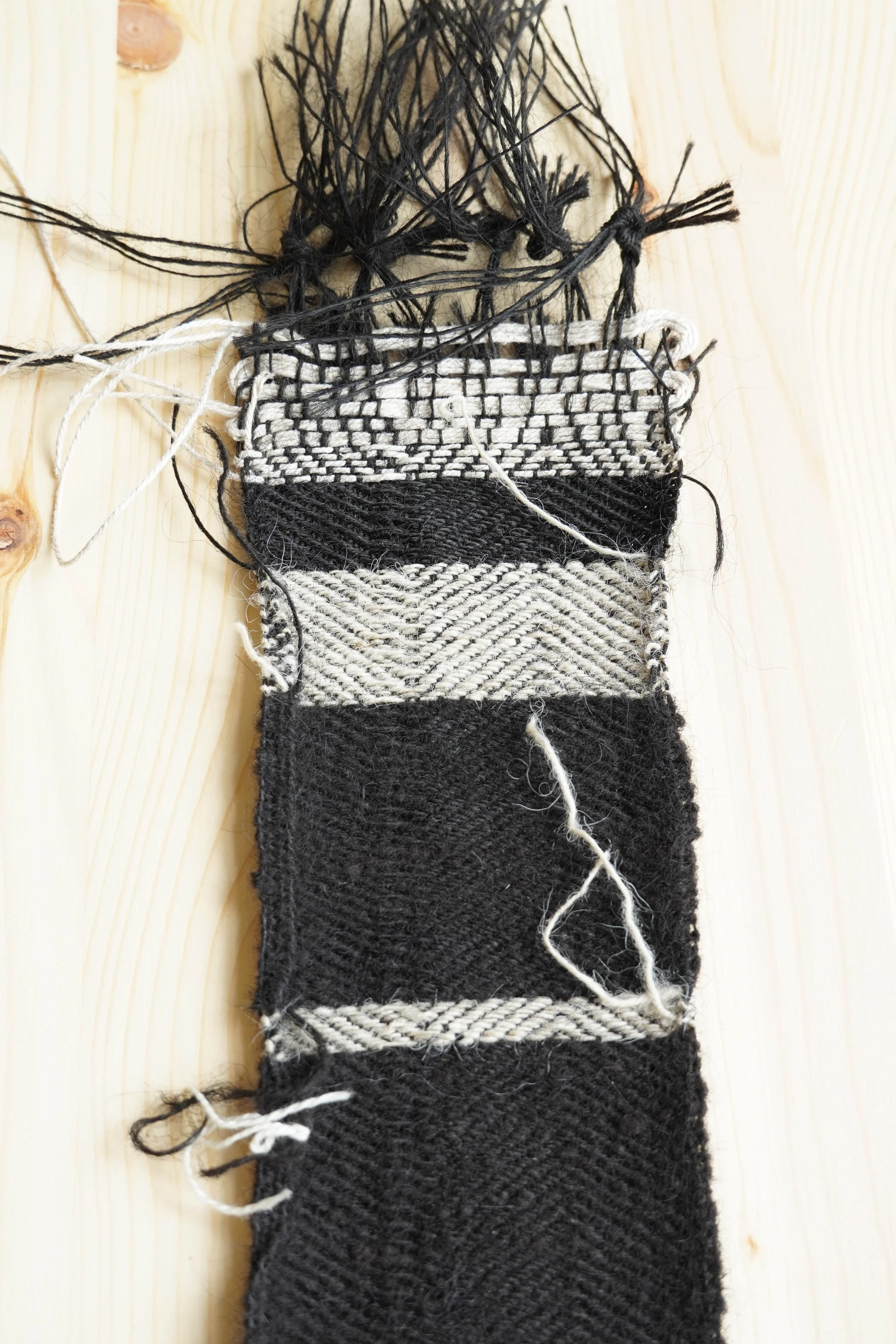 Technical wool fabric: Sampling — Kerstin Neumüller