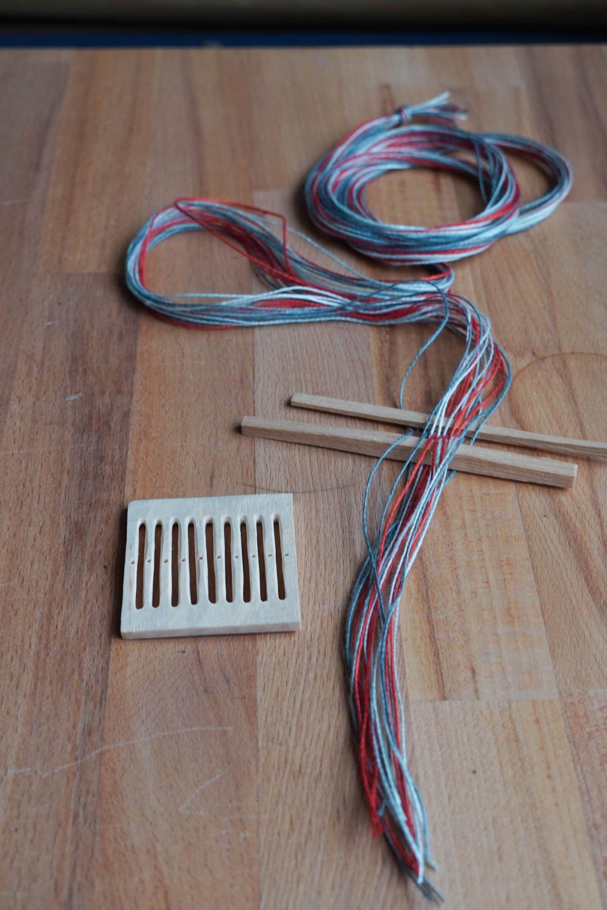 How to: Set up a band weave with a pre-made warp — Kerstin Neumüller