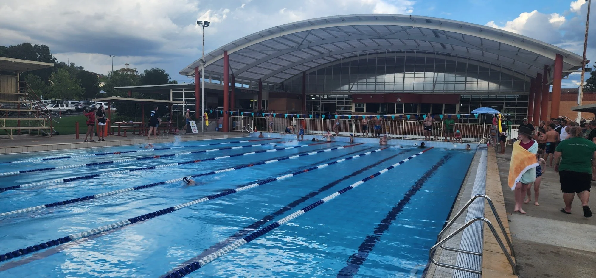 L+R Group Cowra Aquatic Centre — L+R Group - Facility Management Partner