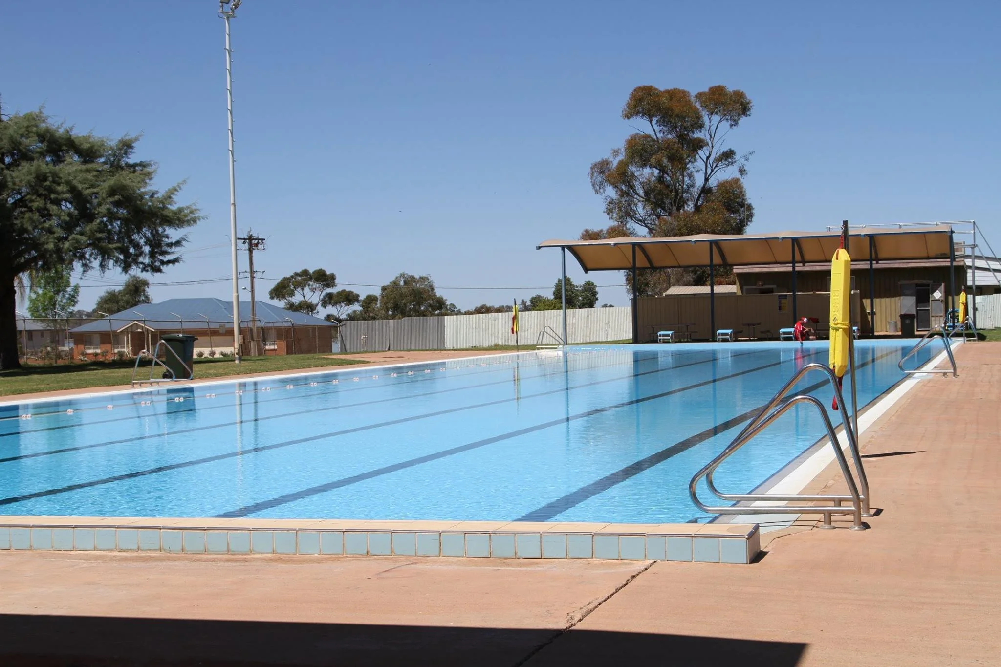 L+R Group Lake Cargelligo Swimming Pool — L+R Group - Facility ...