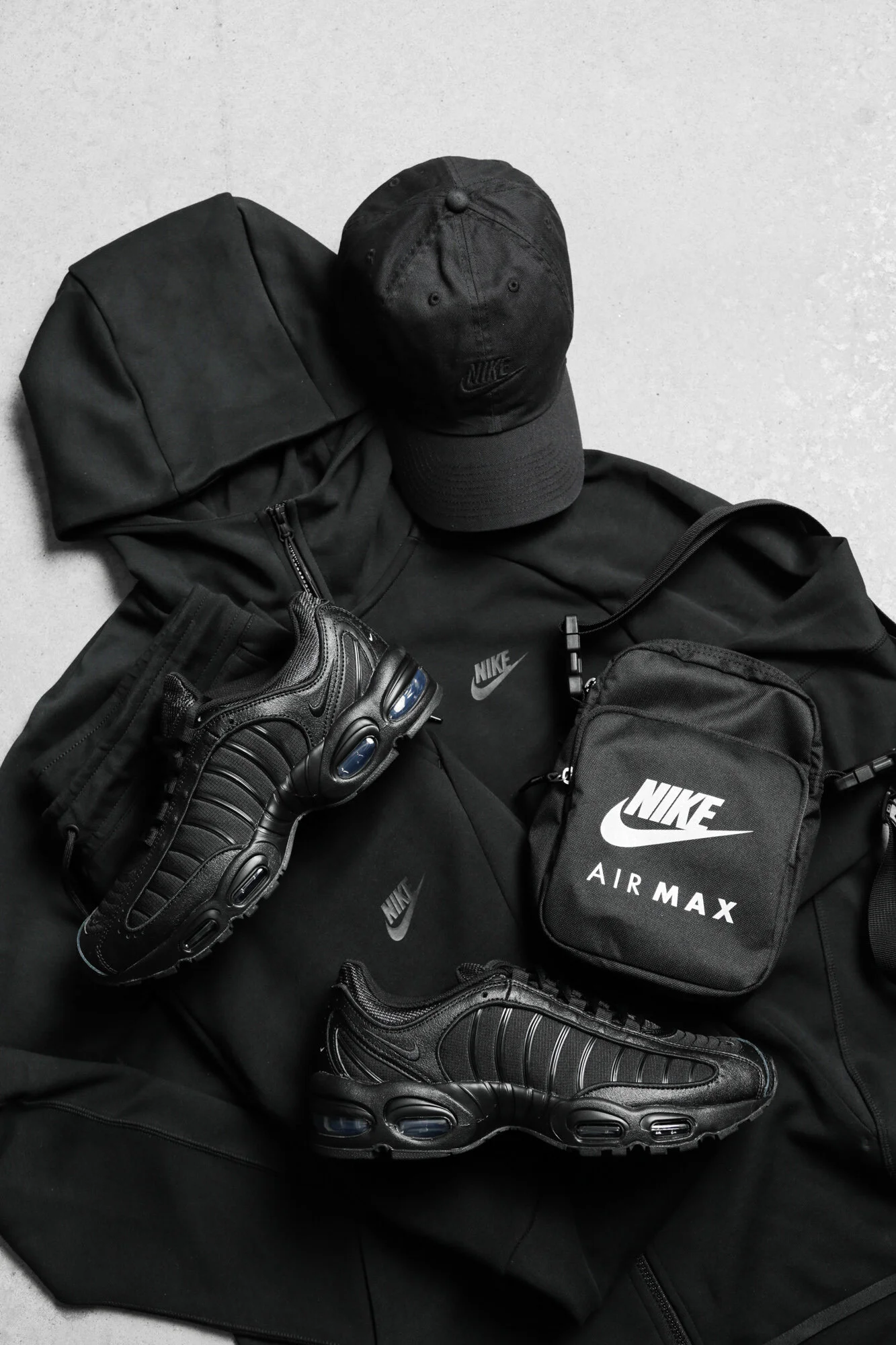 .shooting sneakers (for JD SPORTS AU) — photography.JNY