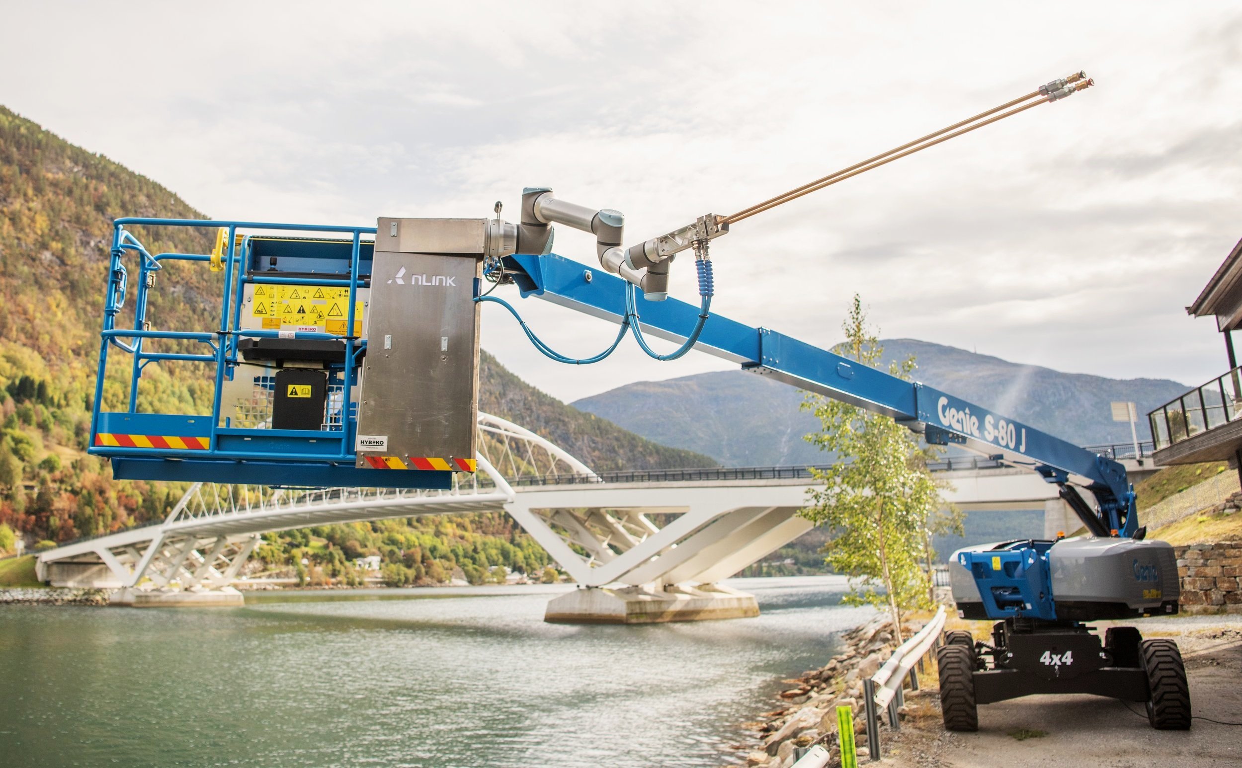 RoboLift - The robotic boom lift