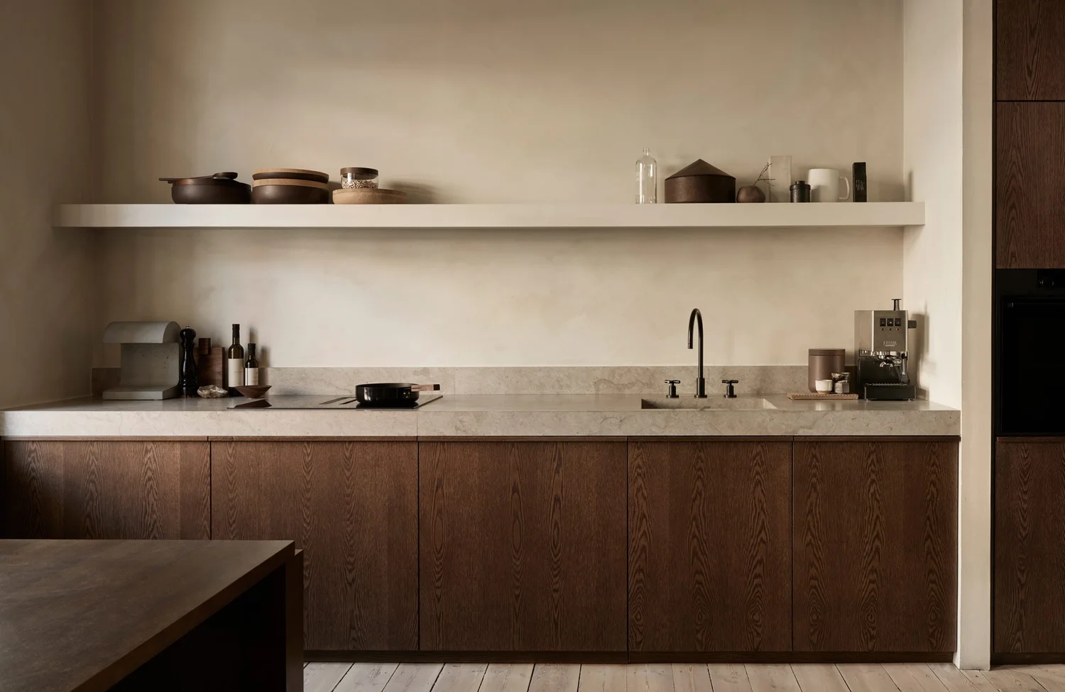 The Scandinavian Oak Kitchen with earthy tones — Nordiska Kök