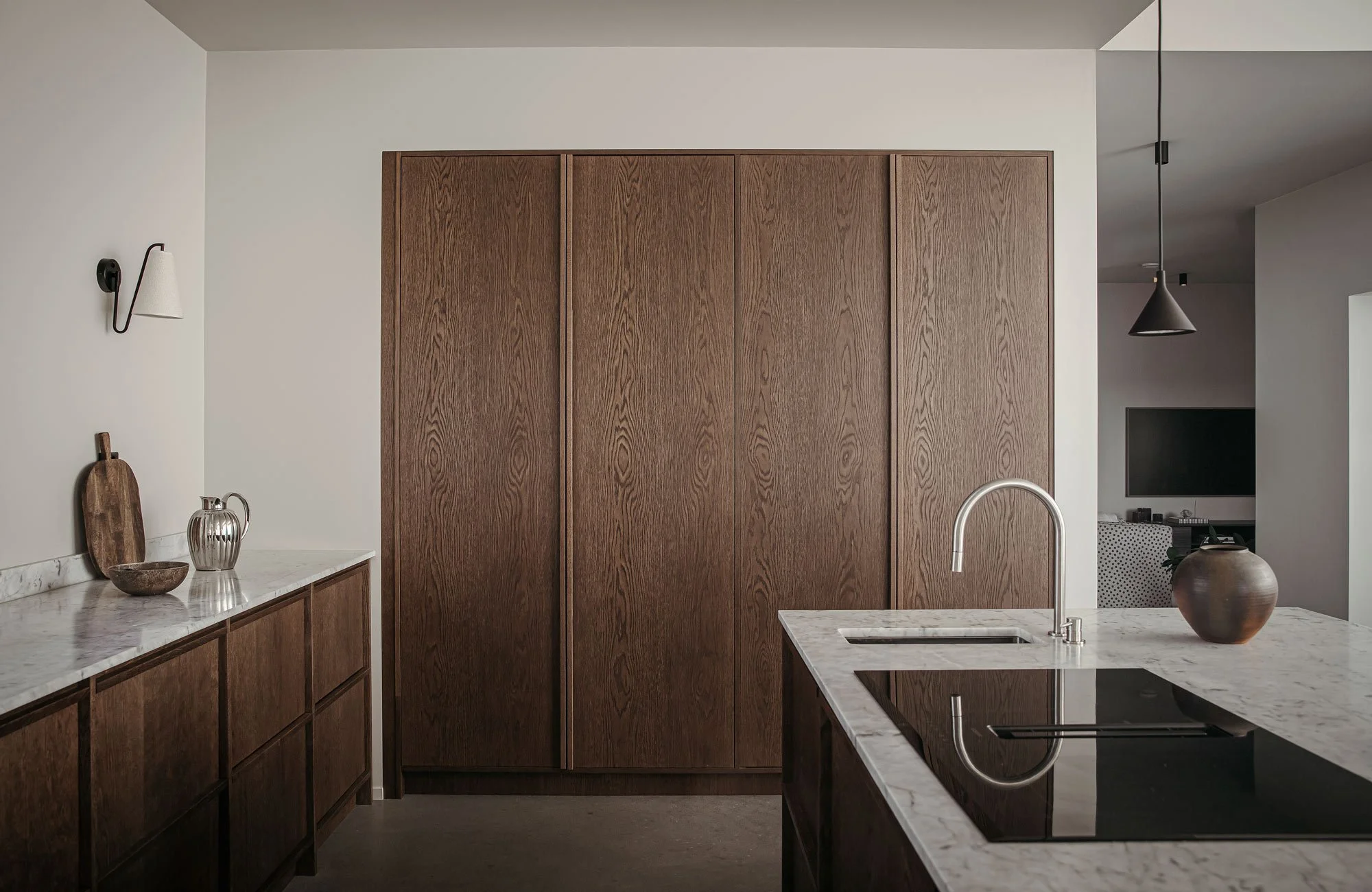 Dark Oak Kitchen in The Barn House — Nordiska Kök