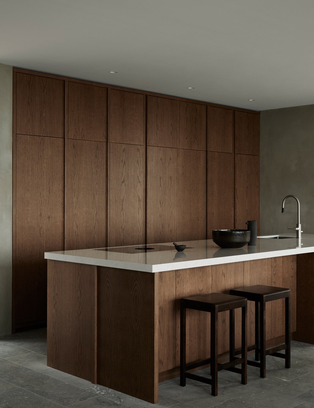 Dark wooden kitchen in the architect-designed villa — Nordiska Kök