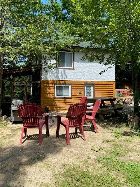 Cottages - Loon Lodge — Longmuir's Hidden Cove Cottages