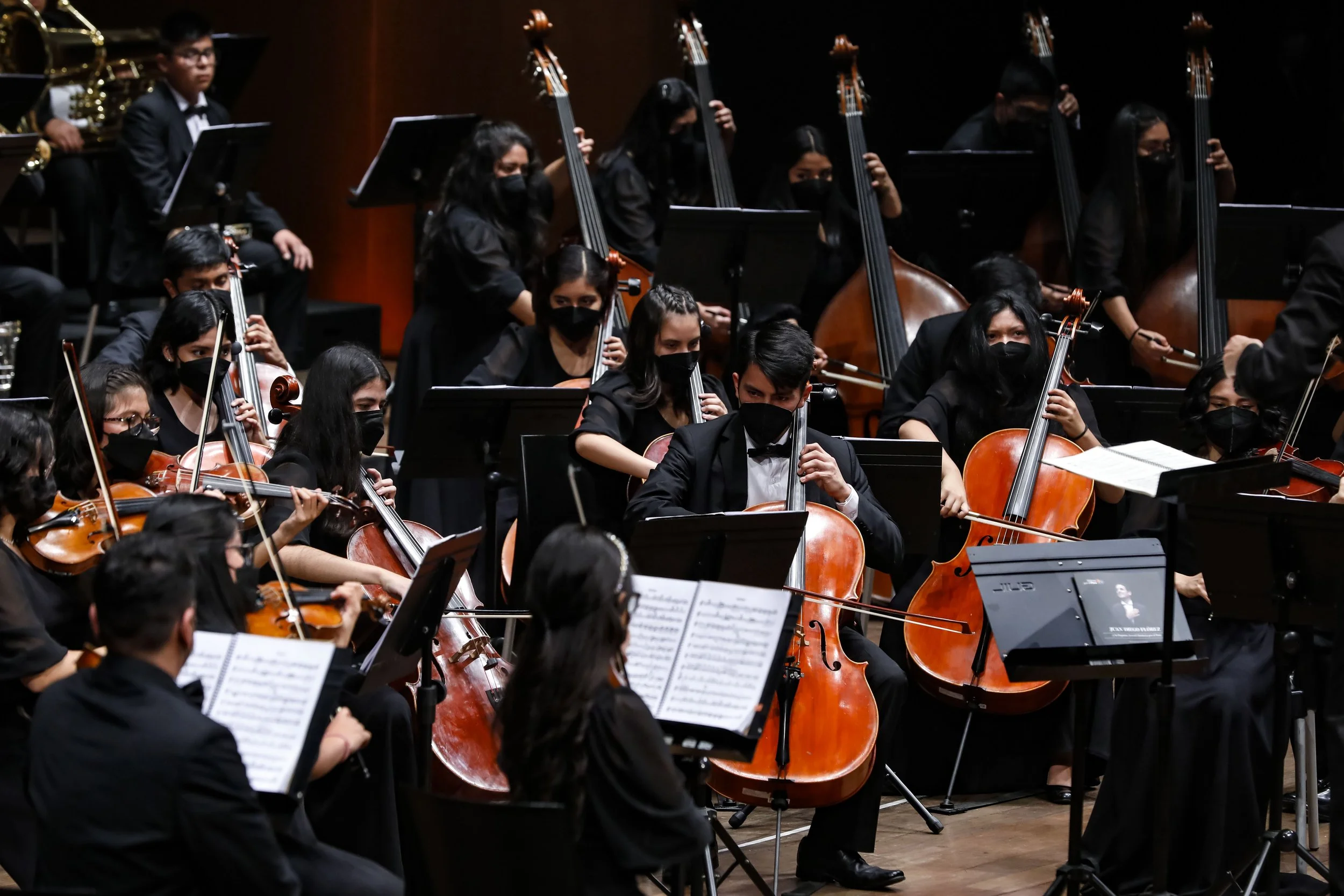 Youth Orchestra of Sinfonía por el Perú in Europe — The Hilti Foundation