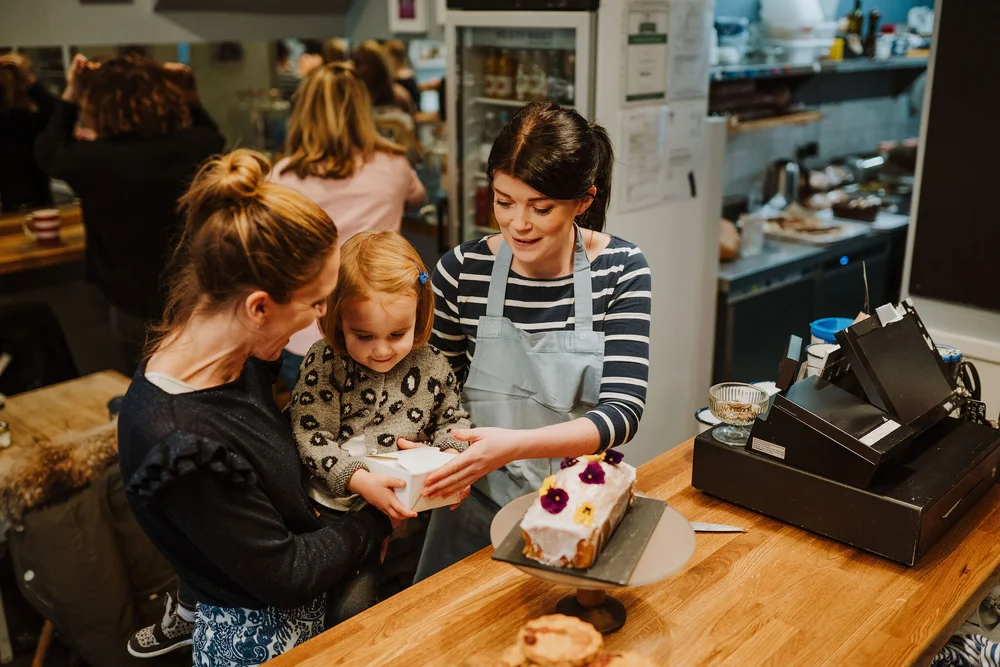 Coffee Shop — Two Many Cooks