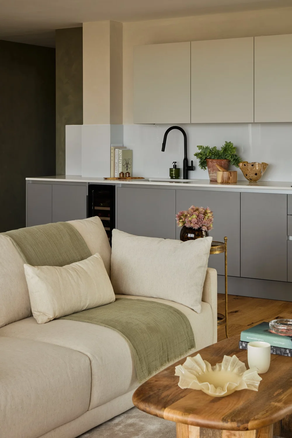 Graphite Square: ustralian Architecture Meets Parisian Interior | BoxNine7