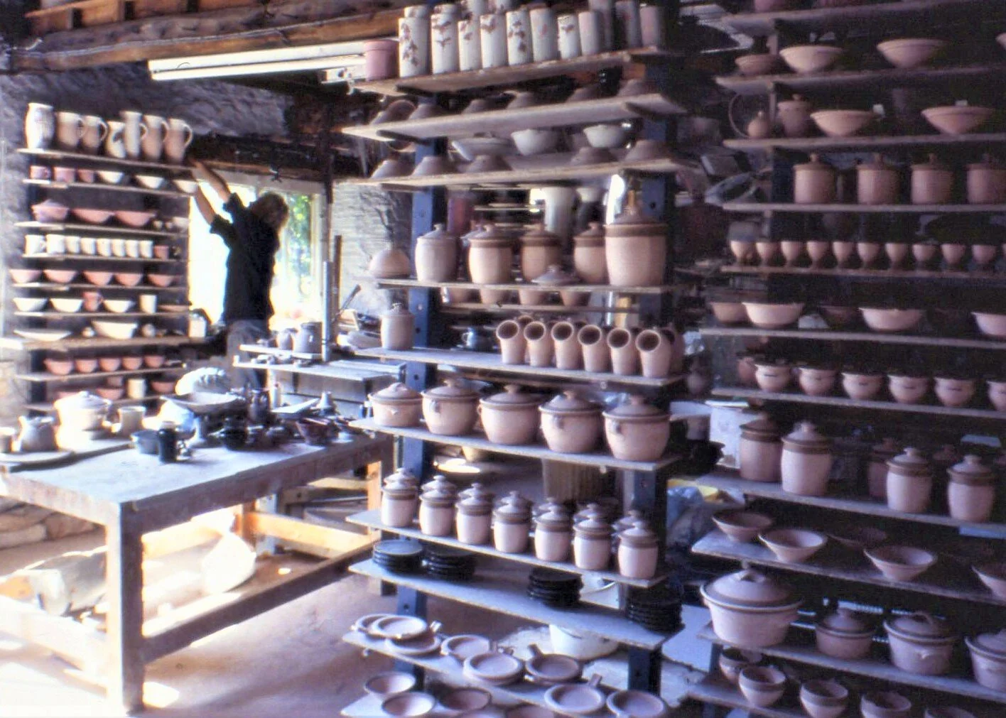 Vellow Pottery