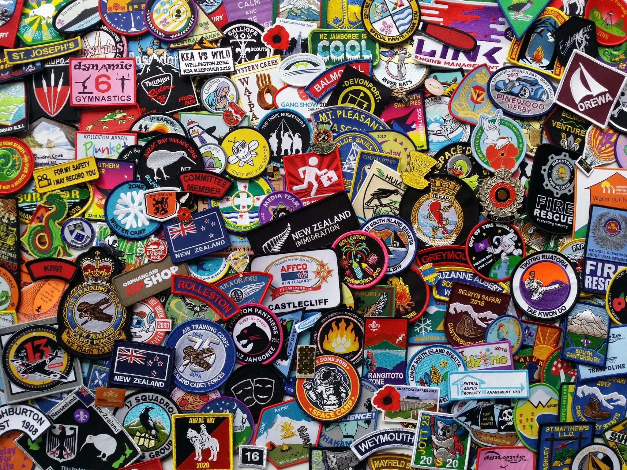 Badges NZ, Custom Badges, Belgique Badges NZ