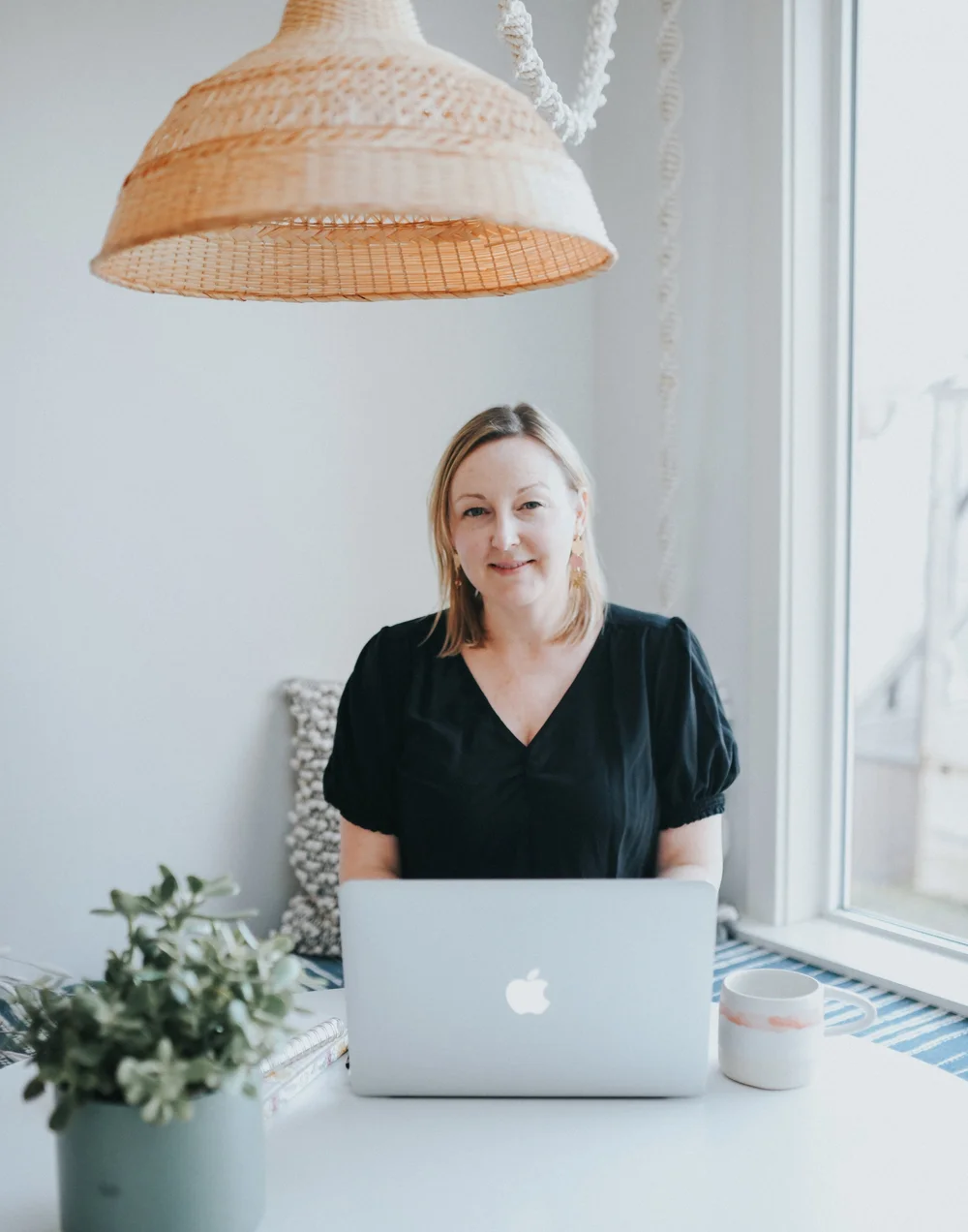 Amy Mitchell | Productivity & Systems Expert for Solopreneurs