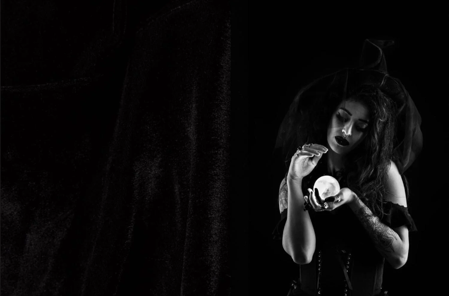 Luna Veronica Mystic