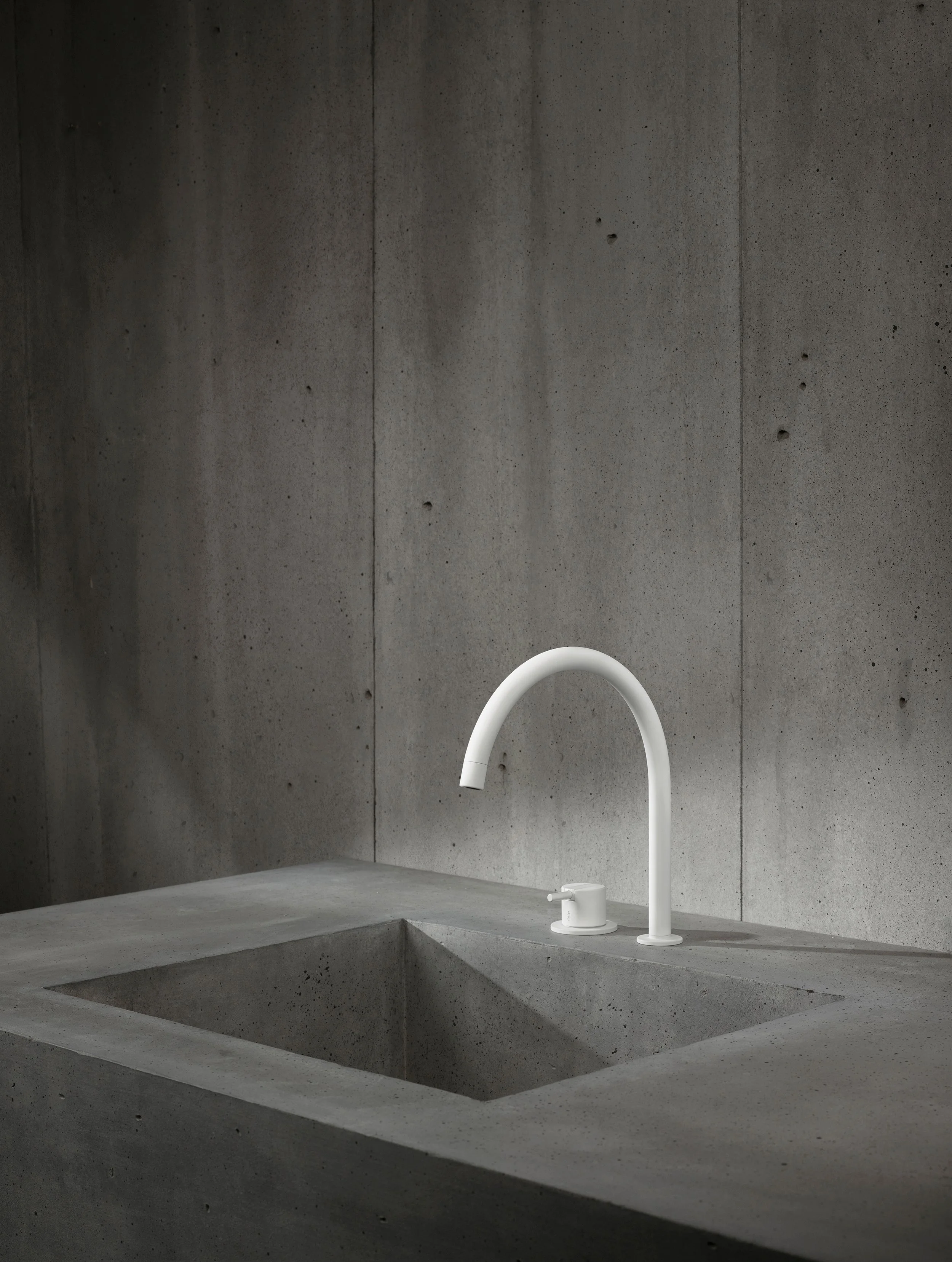 Decorative Plumbing Fixtures & Accessories | Fantasia Showroom ...