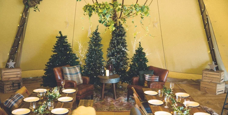 Tipi Christmas Ideas | Hire a Tipi This Christmas | Festive Tipi Tent ...