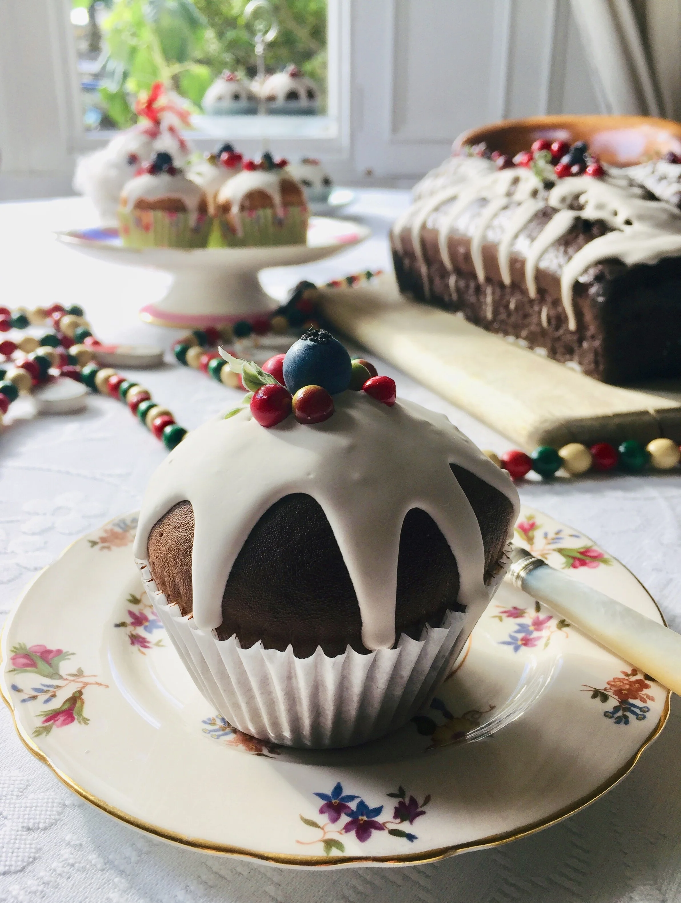 Extraordinary Fake Food for display props.