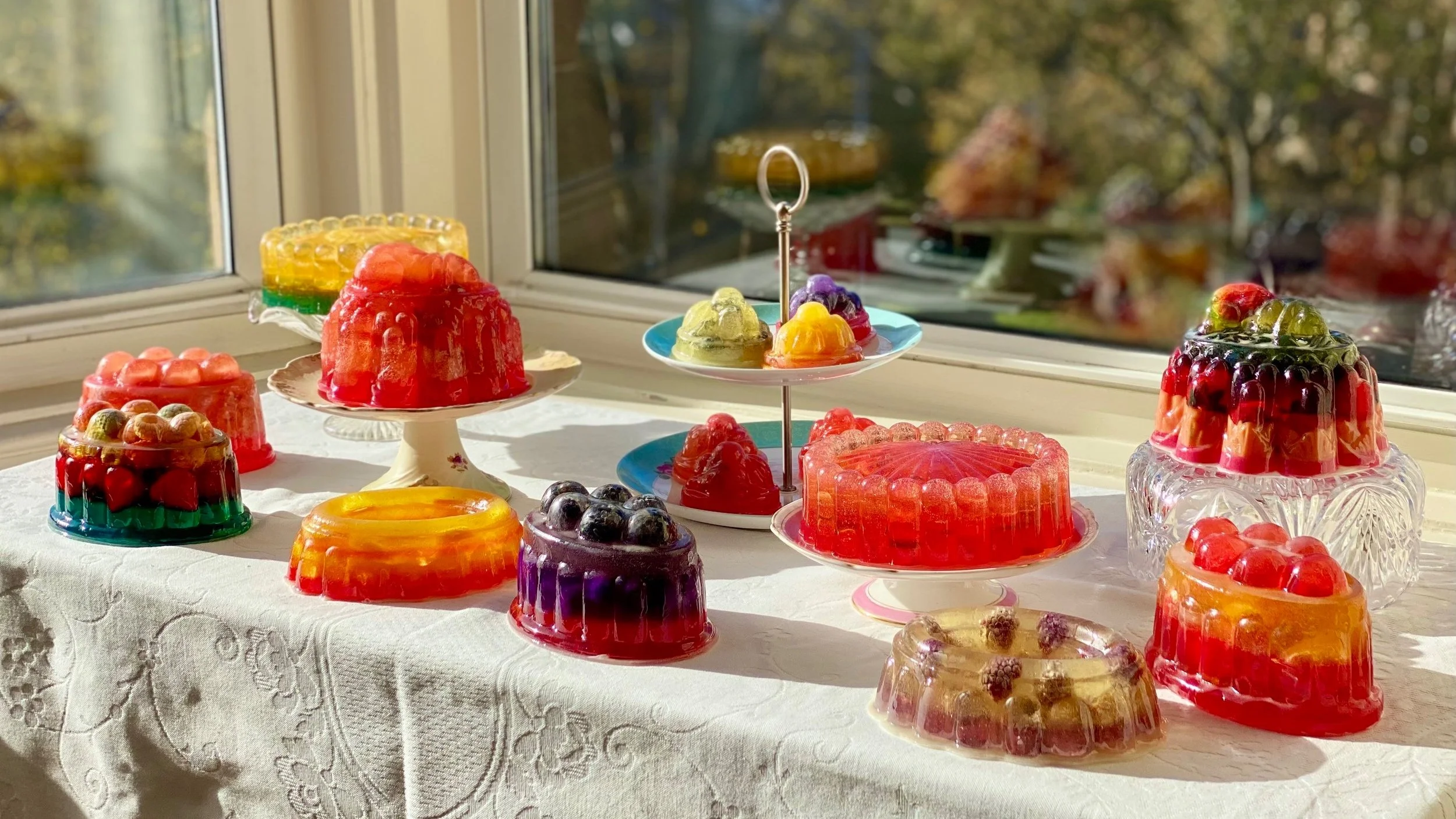 Extraordinary Fake Food for display props.