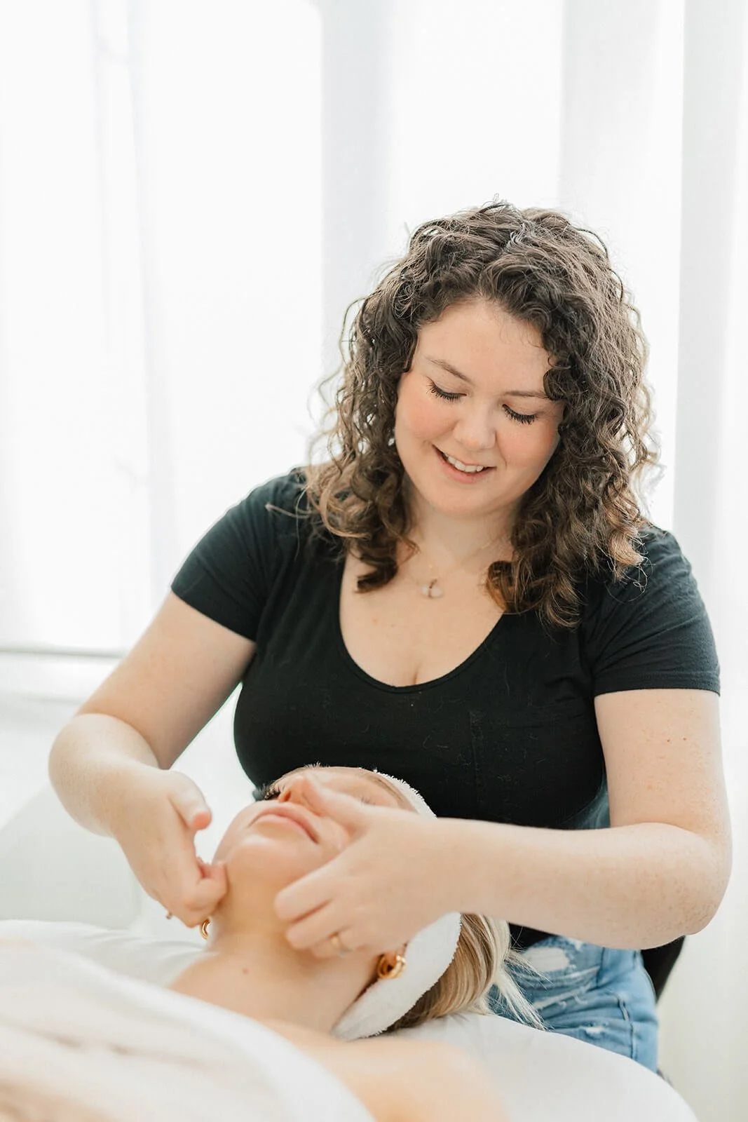 Custom Facial Spa in St. Catharines | New Moon Aesthetics