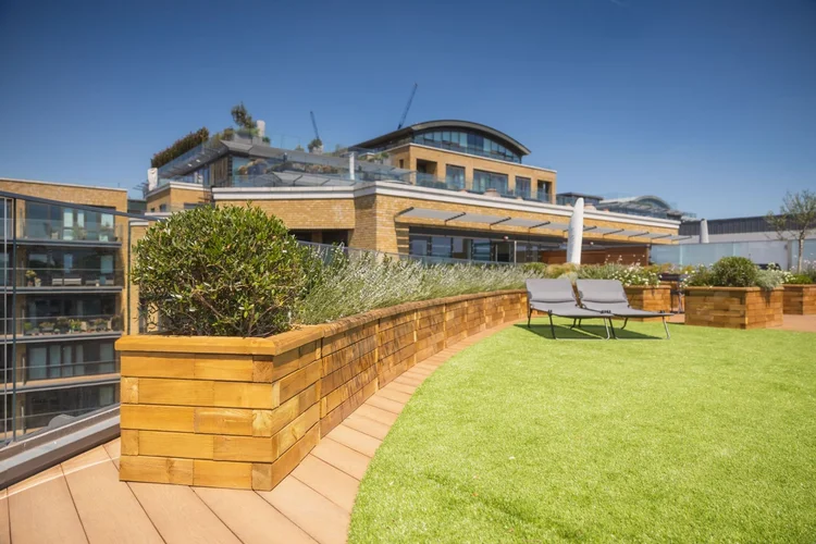 Private Rooftop Garden — WoodBlocX Landscaping