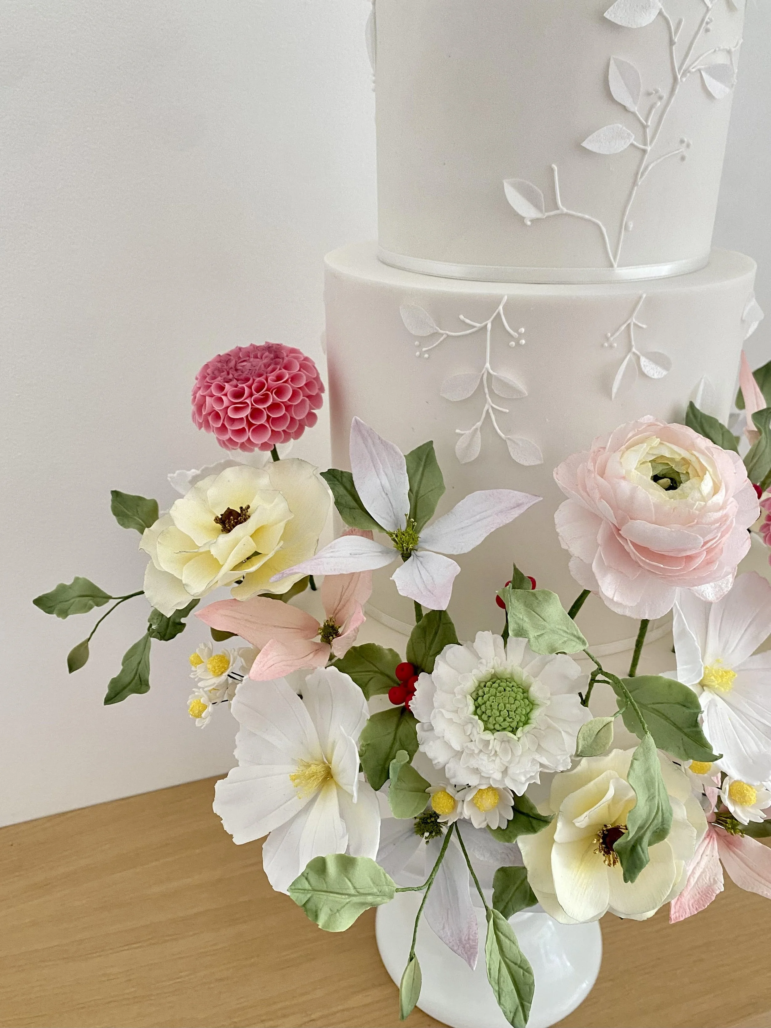 Bespoke luxury cakes by Grace Eva Cakes