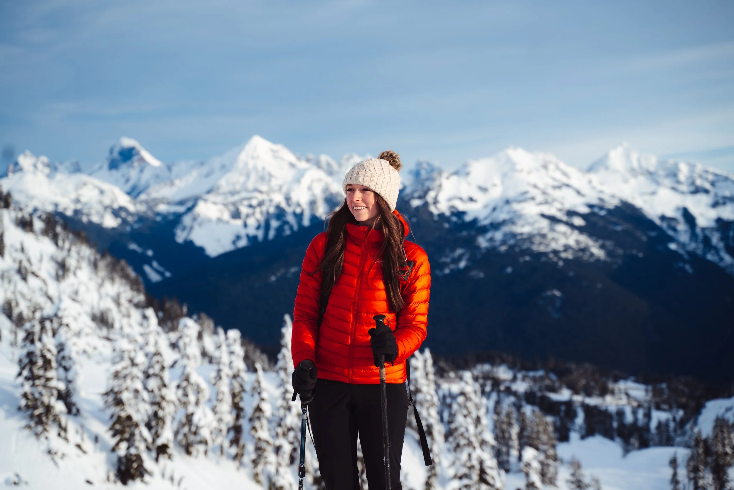Winter Hiking Gear and Clothes Guide: What to Wear Winter Hiking — Erin ...