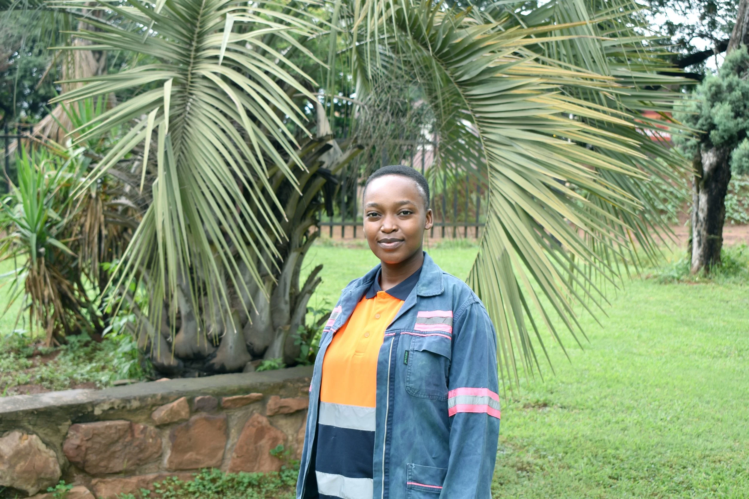 Oarabile Wants To Be A Role Model For Women Artisans Canyon Coal oarabile-wants-to-be-a-role-model-for-women-artisans-canyon-coal