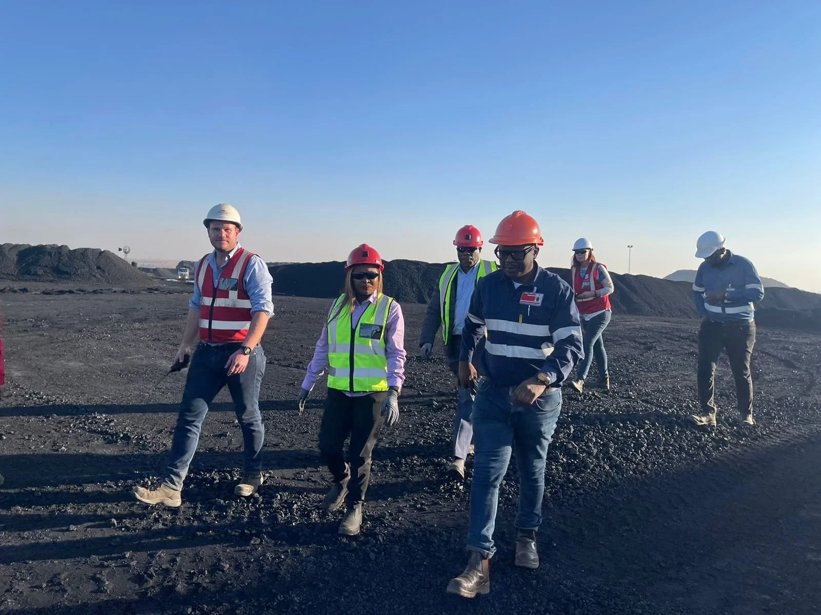 Deputy Minister of Mineral and Petroleum Resources Visits Khanye ...