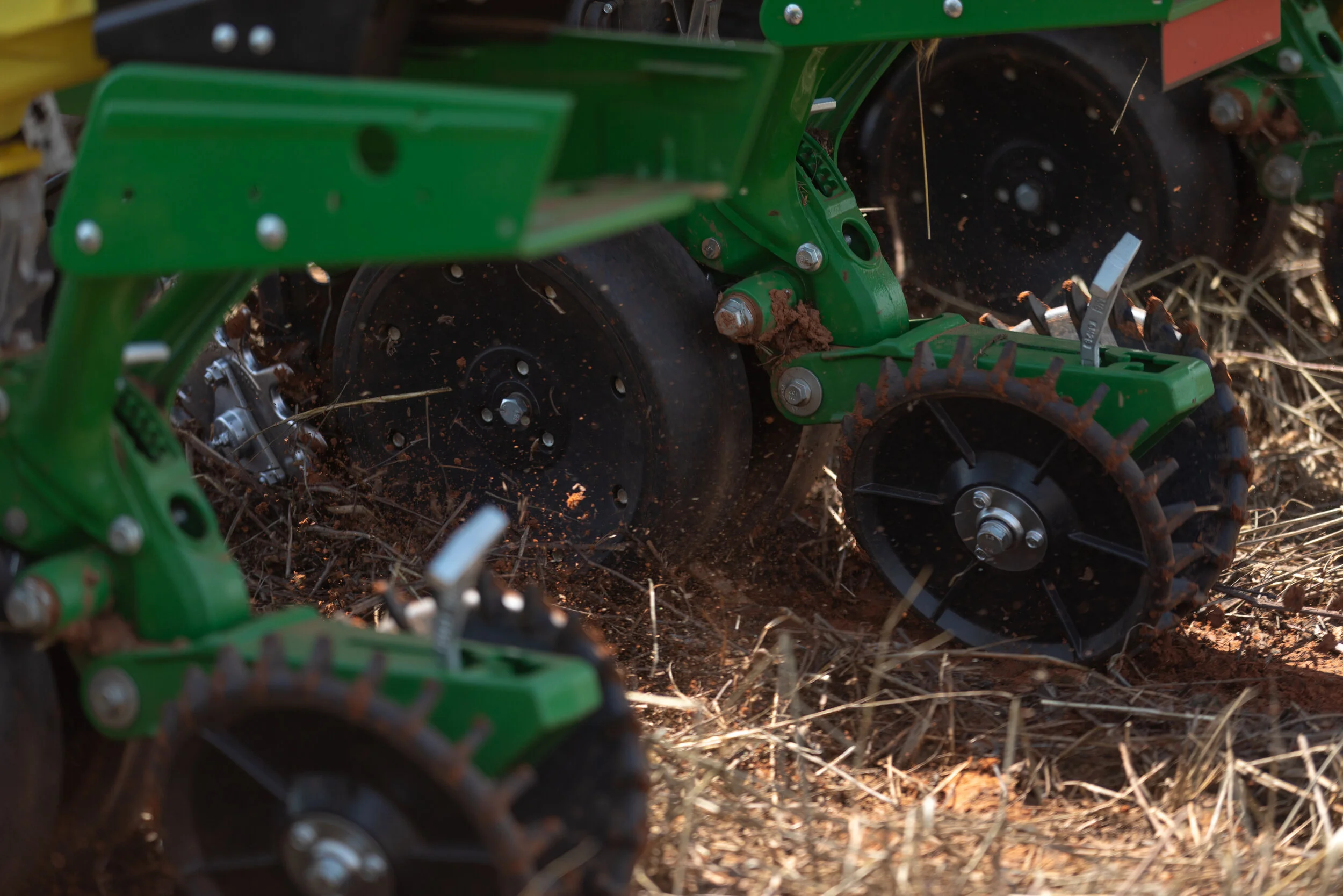 4AG: Closing Wheels and Gauge Wheels for No Till Planters