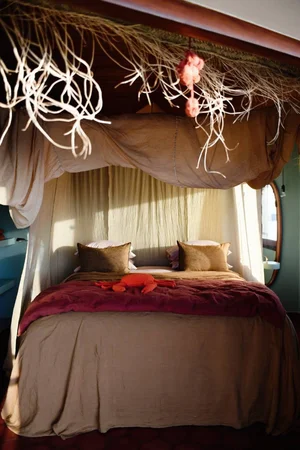 Hôtel Weekend | Barefoot Luxury for the Modern Nomad