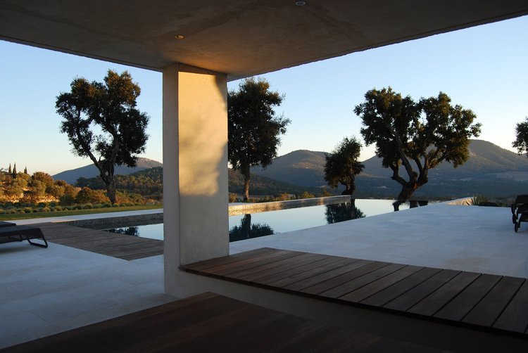 Private Villa and Pool, Plan de la Tour — Behbahani Hall Architects