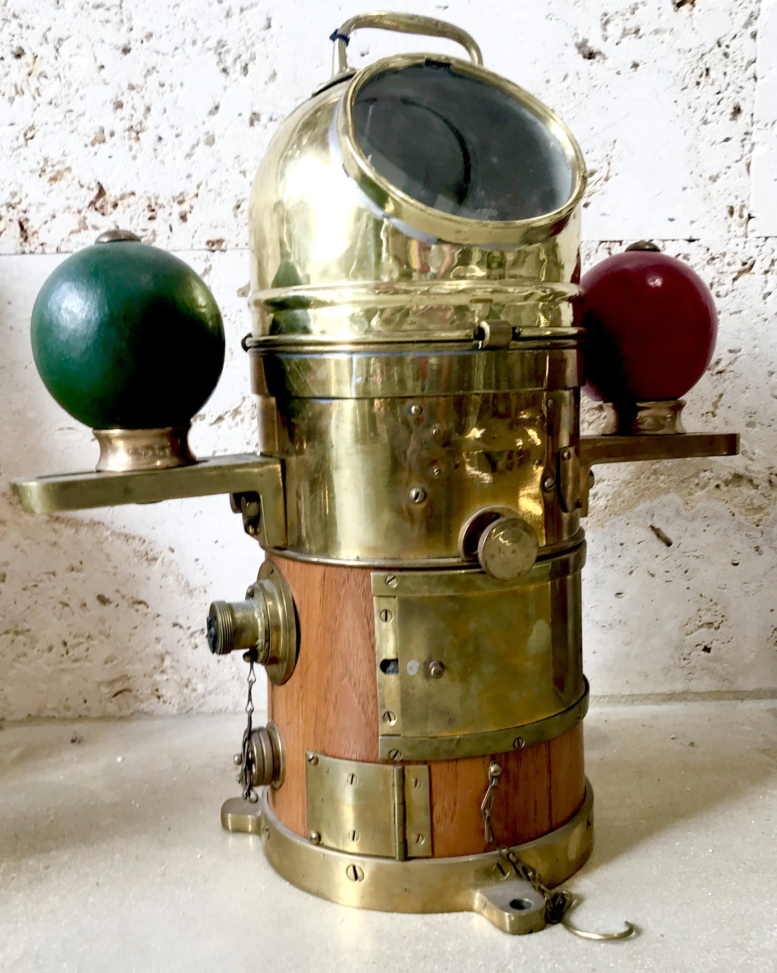 Marine Antiques — Ocean Gardens and Gifts