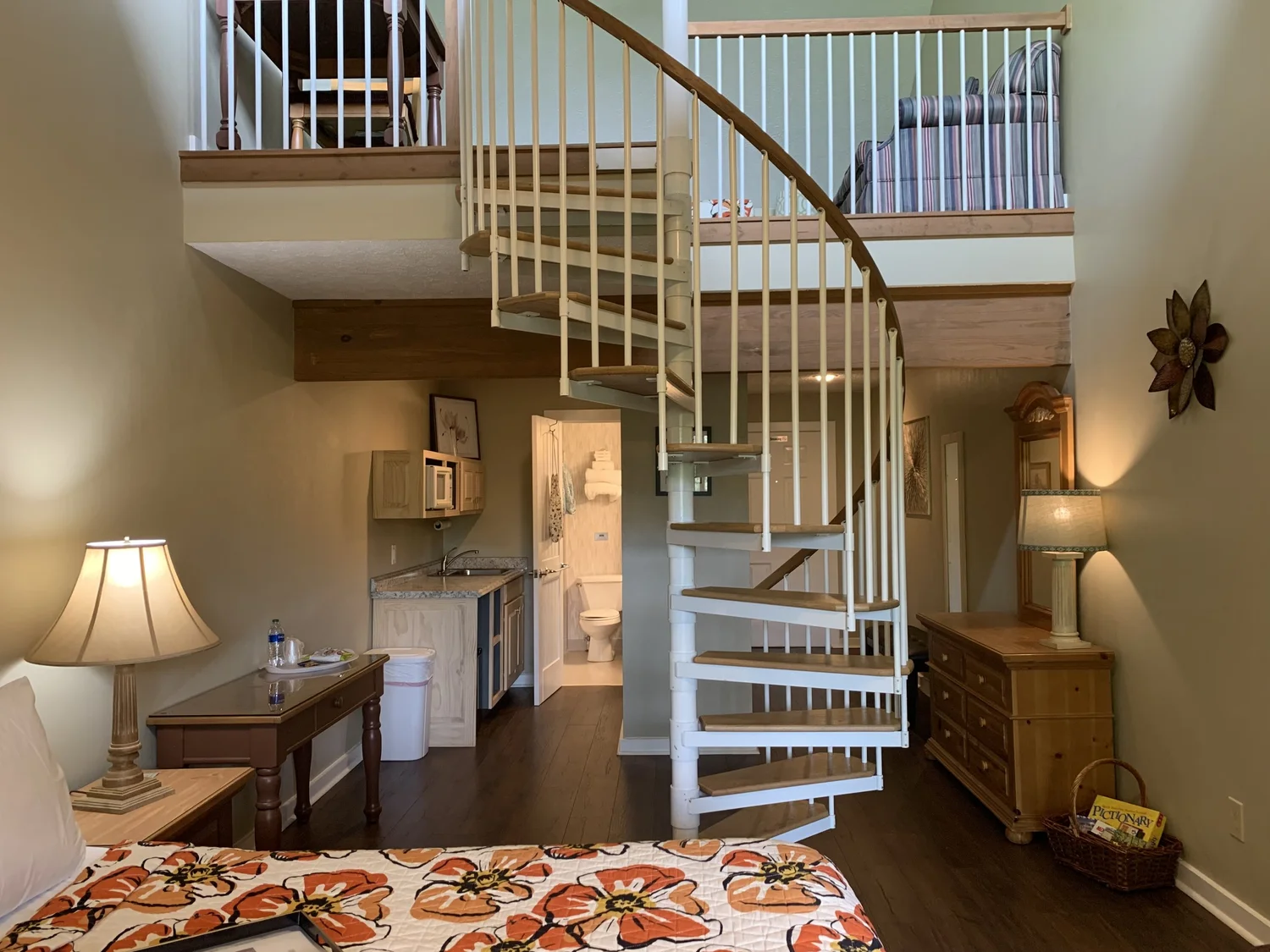 Rooms — Woodbridge Inn