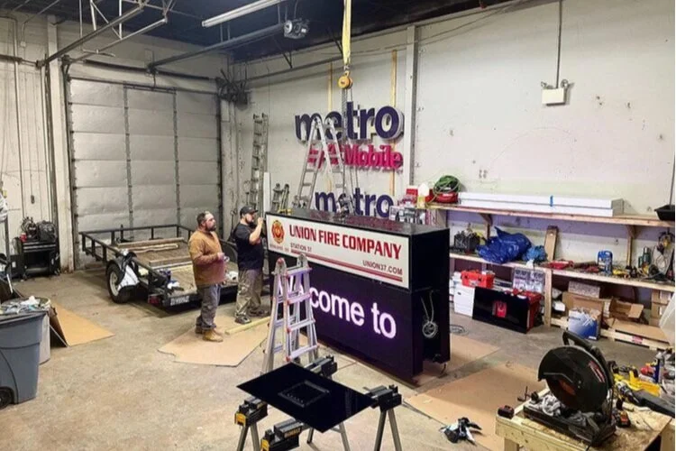 Our Services — Lincoln Sign Co.